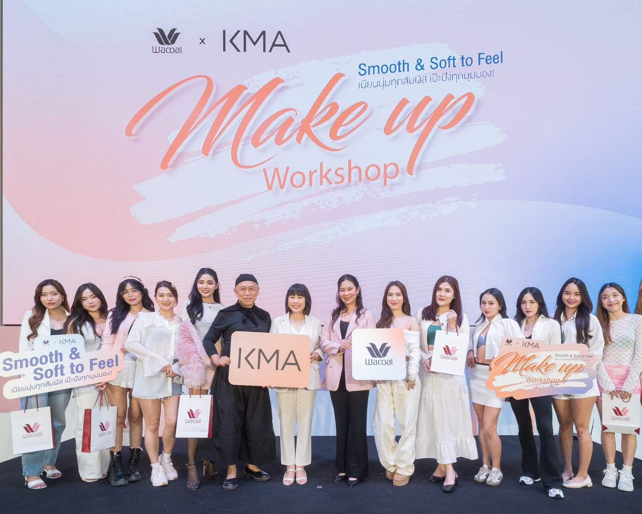 Makeup Workshop Wacoal x KMA Smooth & Soft to Feel